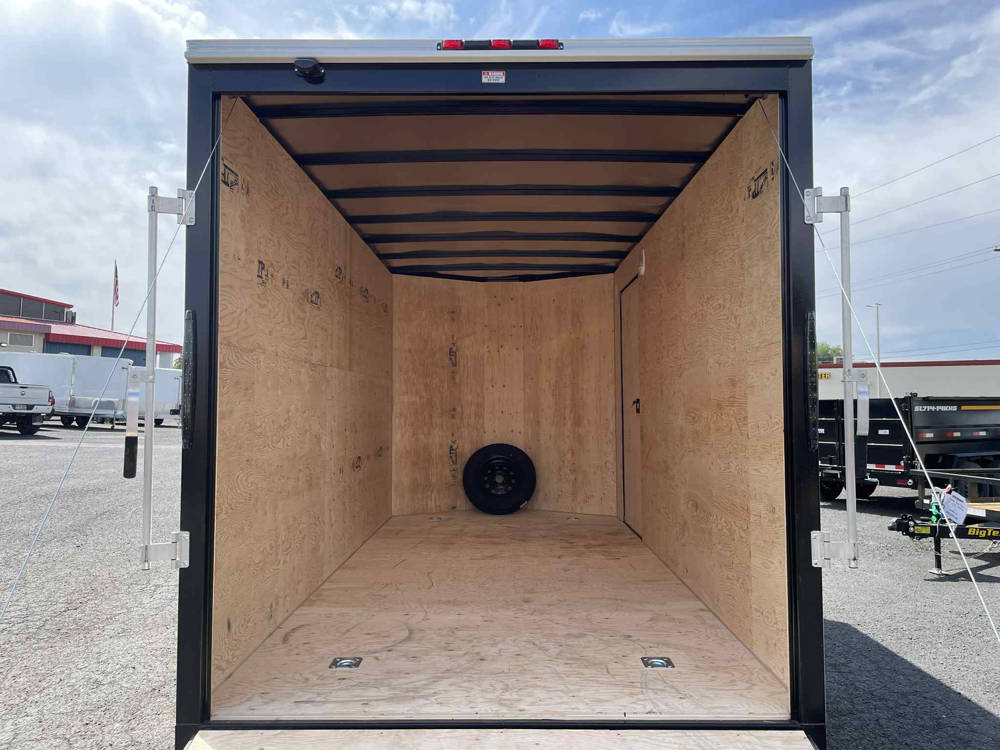 2026 Southland 7 x 16 Royal Cargo Trailer **14′ + 2′ V-Nose** | Gateway ...
