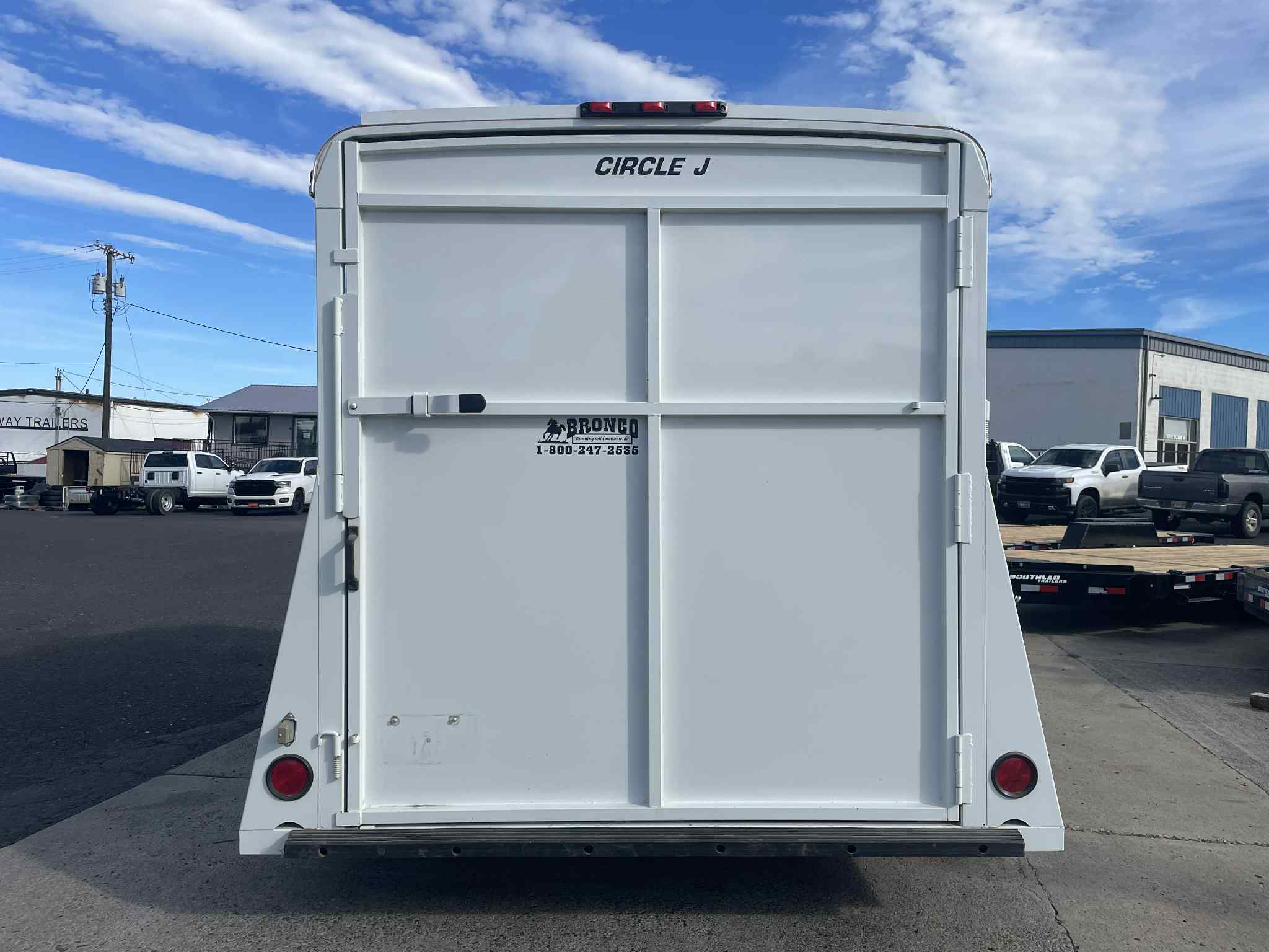 2001 Circle J Bronco 2-Horse Trailer **Used** | Gateway Materials ...